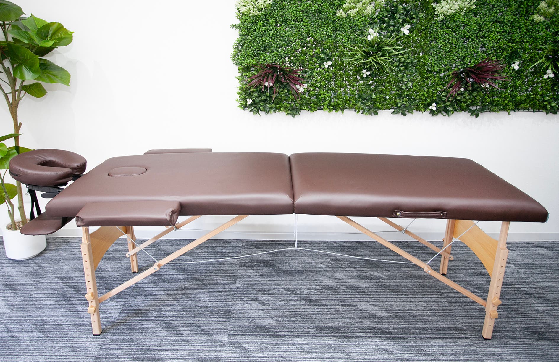 🍃NEW OPEN！🍃駅近1分！最大25人収容の広々会議室✨懇親会・飲食アルコール🍷OK！ボドゲ・女子会👑施術台2台有✨の写真13