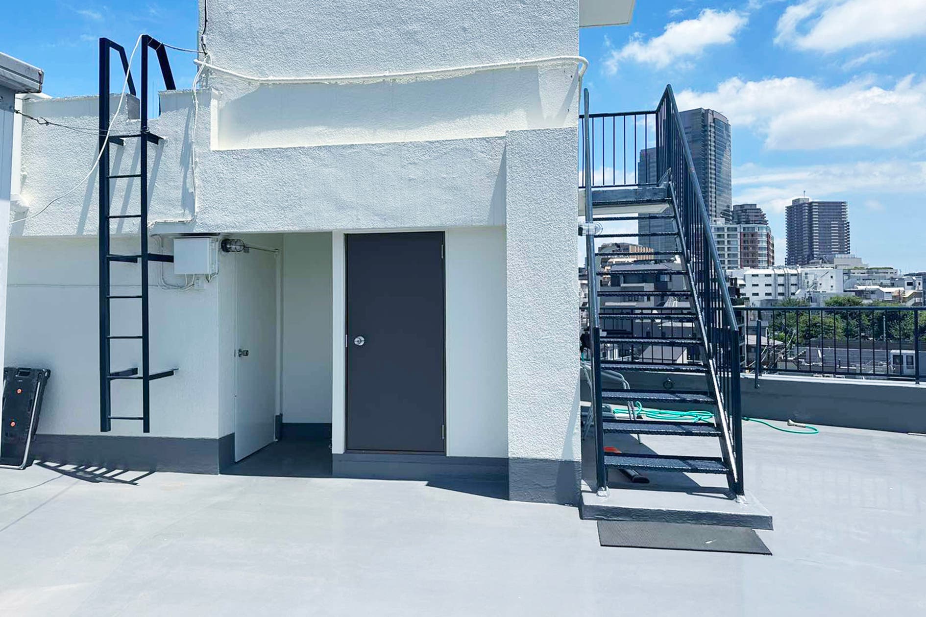 東京恵比寿の自然光スタジオ、屋上撮影にも絶好のロケーションの写真3