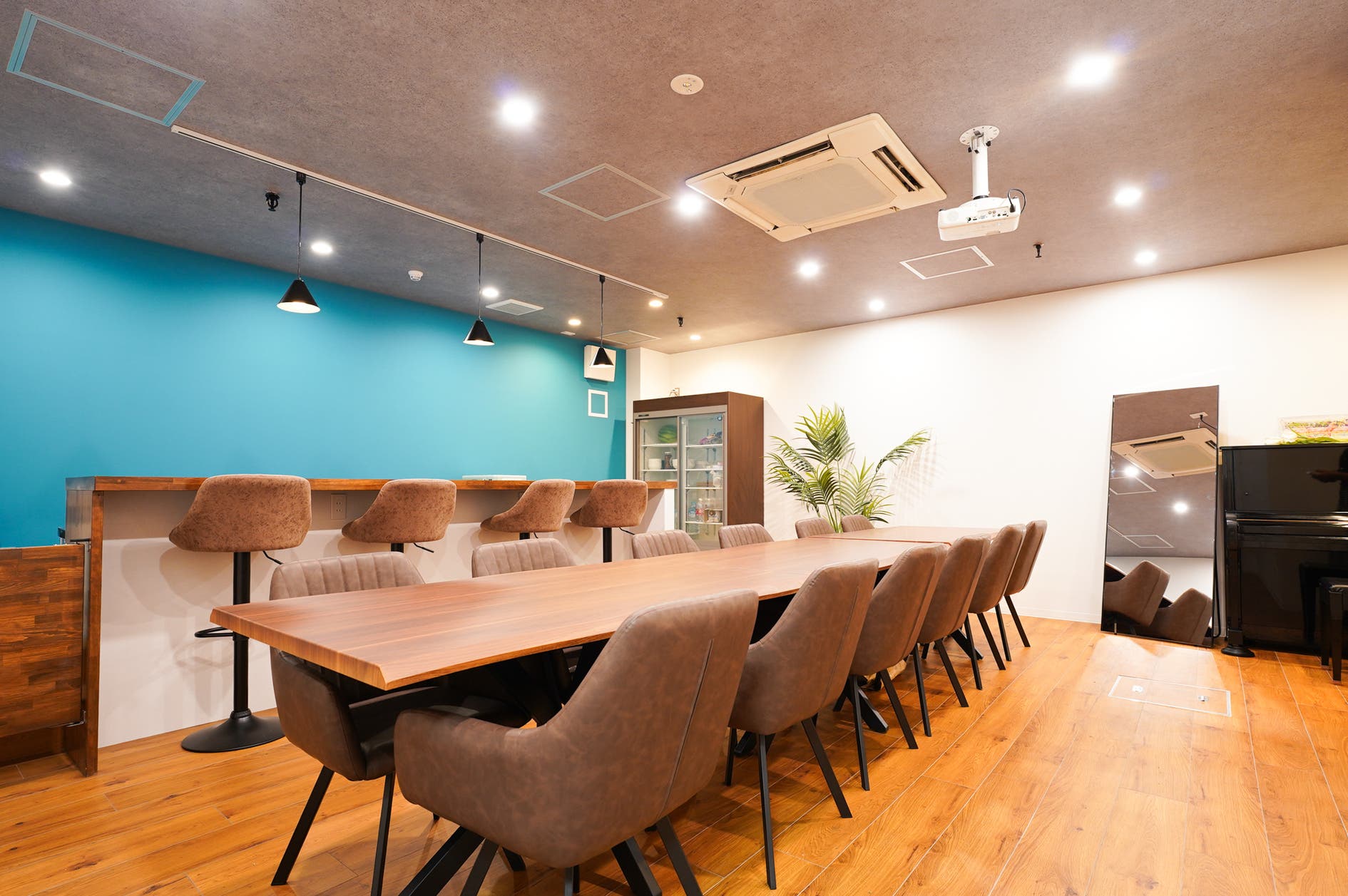 ピアノが弾けるパーティスペースの写真1