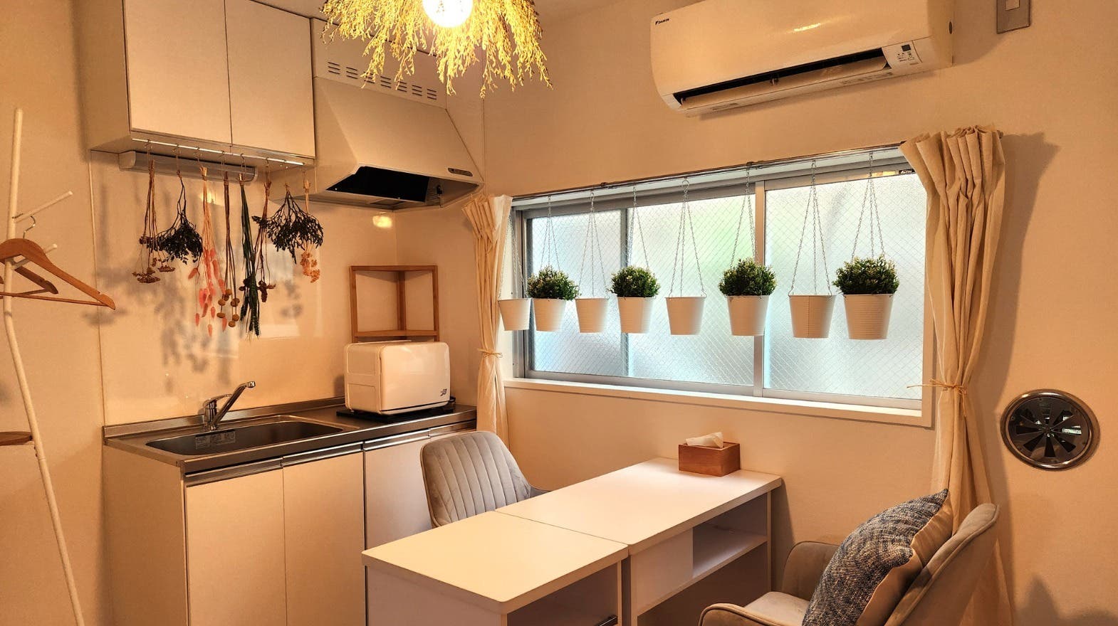 NEWOPEN 🌟中目黒駅徒歩5分🌟「女性専用×完全個室」の北欧風隠れ家サロン✨高級施術ベットと静かな空間で上質な時間を提供🌸の写真2