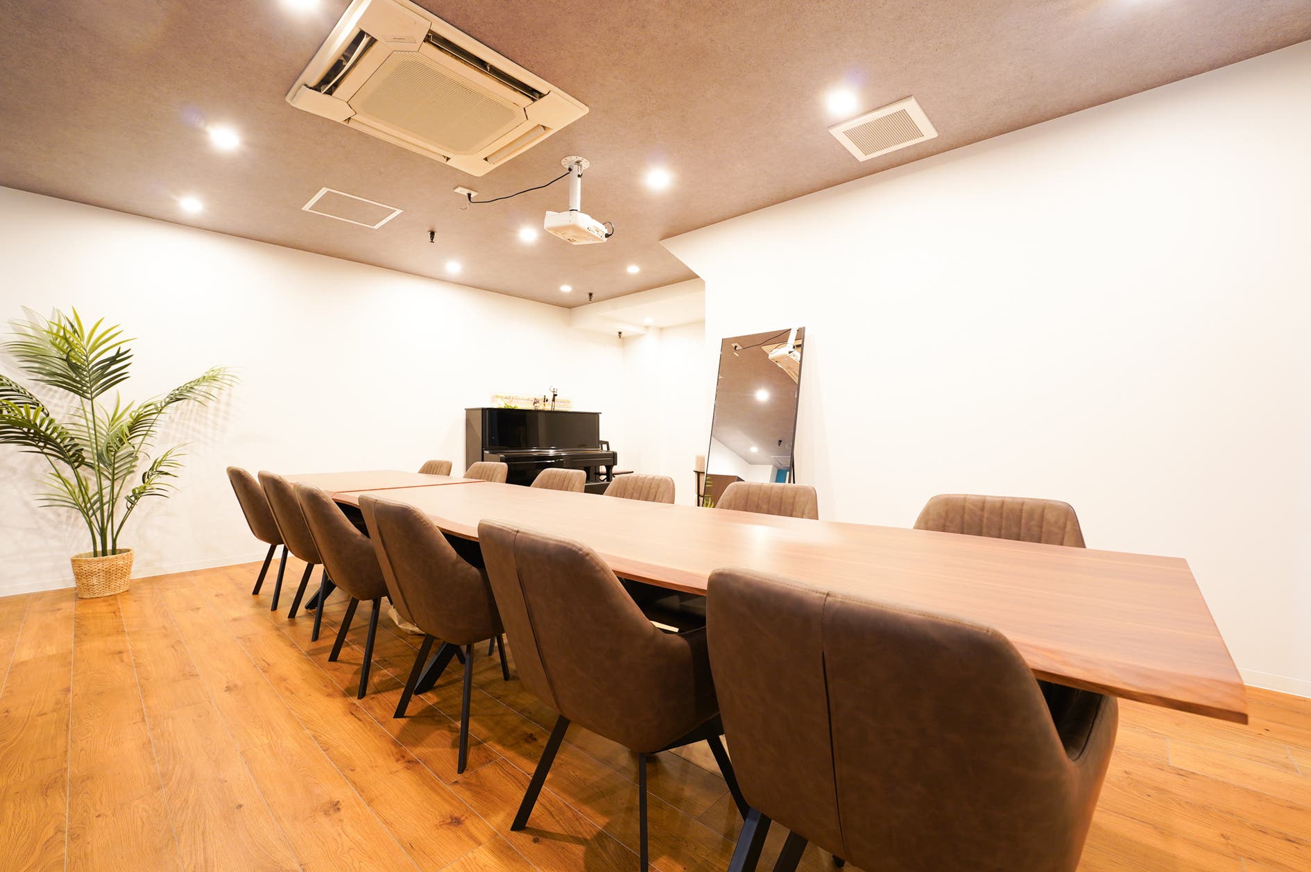 ピアノが弾けるパーティスペースの写真8