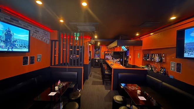 竹ノ塚 駅徒歩3分 カラオケ ダーツ の写真1