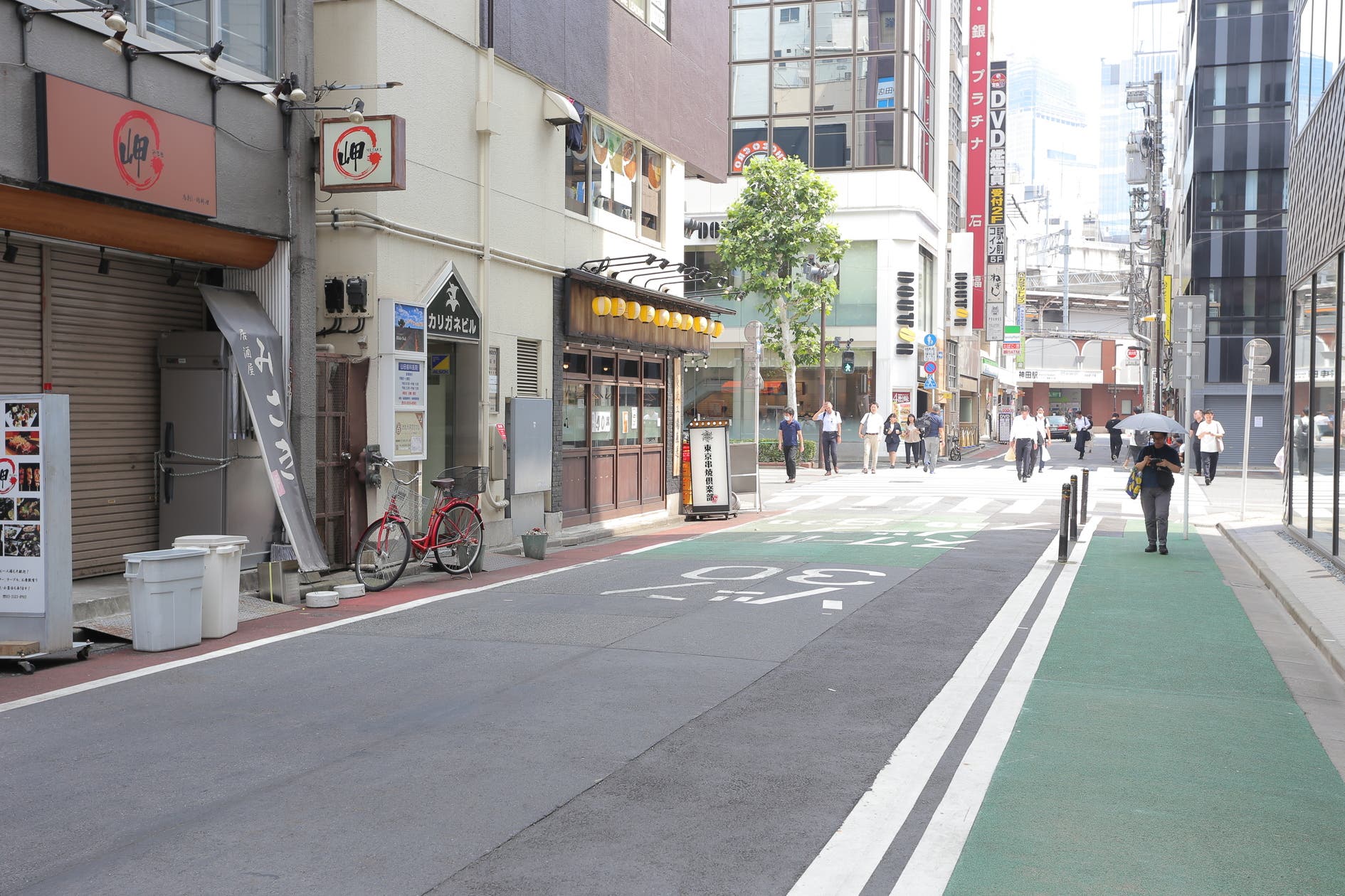 NEW/神田駅徒歩1分/広々会議室/講習会/セミナー/エレベーター有/企画会議・オーディション◎/お弁当でランチ会/の写真16