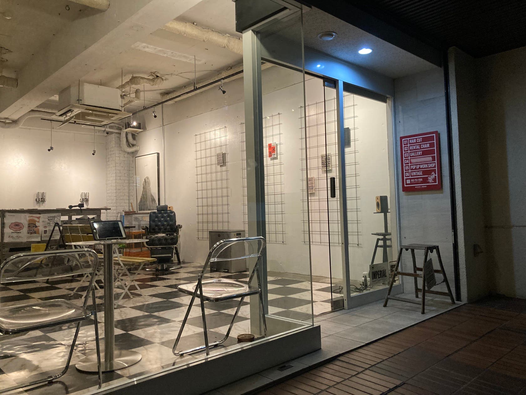 STATE OF MIND “3 CHAIRS” 全席貸切の写真2