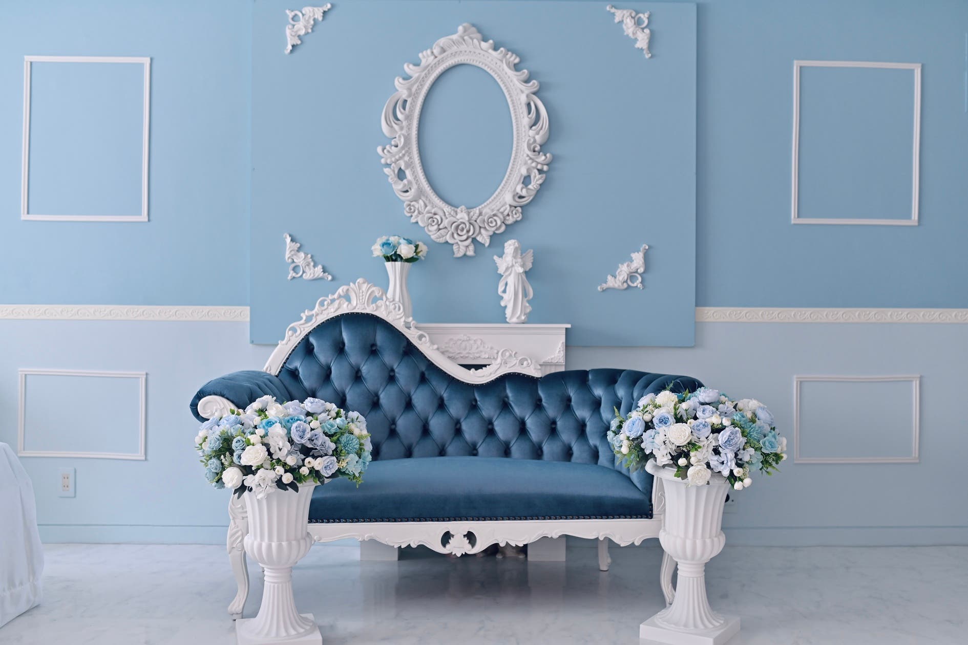 【大塚駅1分】可愛いピンク×グレー🎀ロココ調水色ブルー🩵自然光姫系プリンセスベッド👑コスプレ,ポトレ,推し活,生誕祭,撮影会等✨の写真3