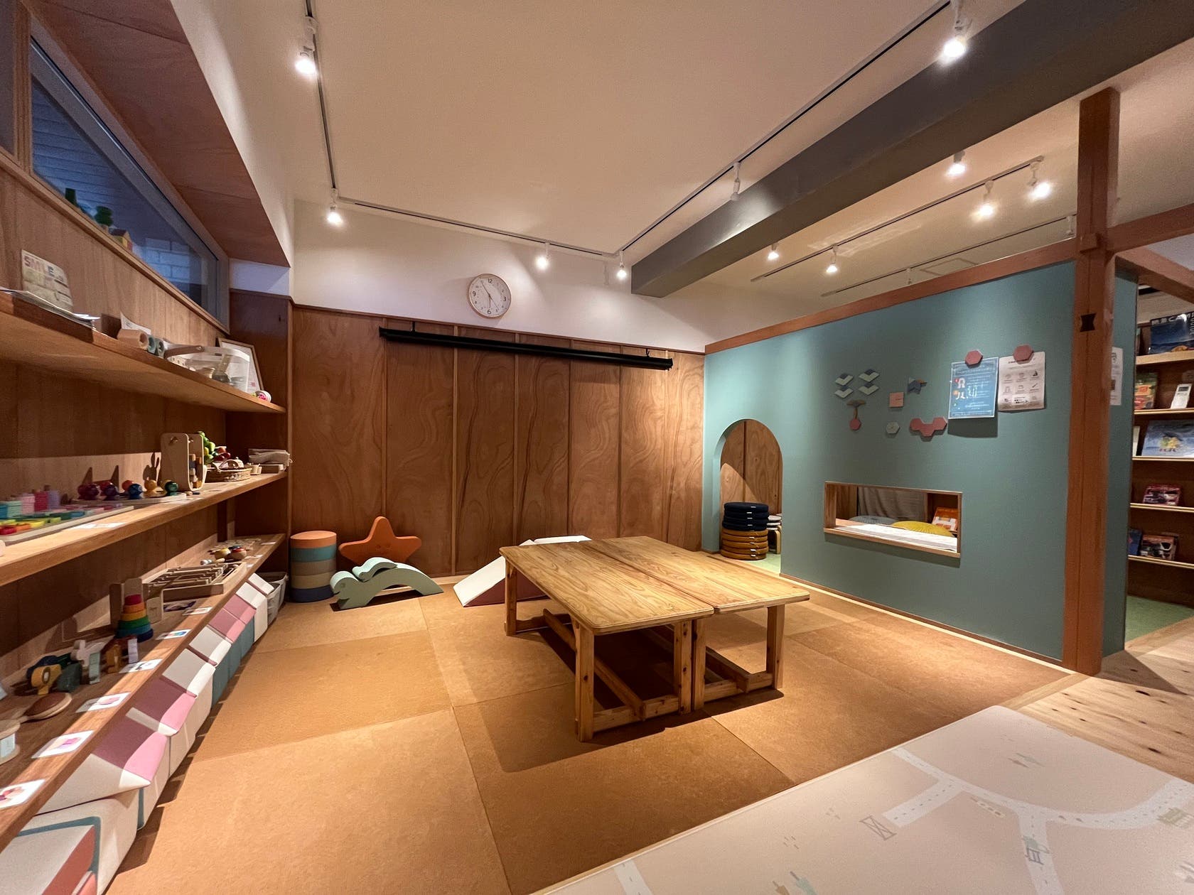 ママ会、誕生日会、撮影会、多世代利用ができるキッズスペース（むすびばな）の写真2
