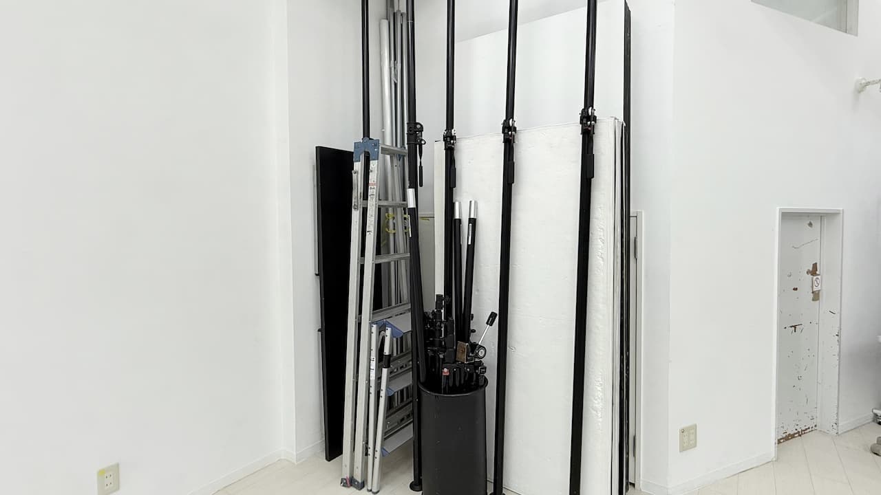 【WB】バックペーパー・ストロボ貸出あり！メイクルーム完備✨クロマキー撮影、イベント、宣材写真、Web配信、撮影以外の用途OK！の写真6