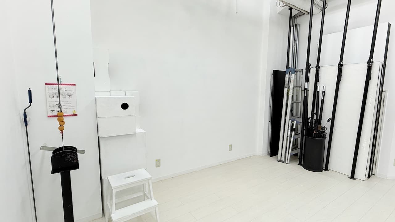 【WB】バックペーパー・ストロボ貸出あり！メイクルーム完備✨クロマキー撮影、イベント、宣材写真、Web配信、撮影以外の用途OK！の写真8