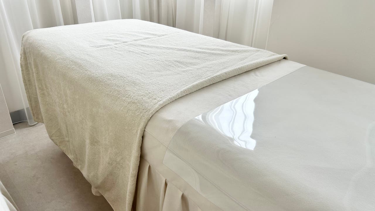 浅草橋駅から徒歩2分◎エステベッド4台完備、美容講習や施術に対応した多目的スペースの写真10