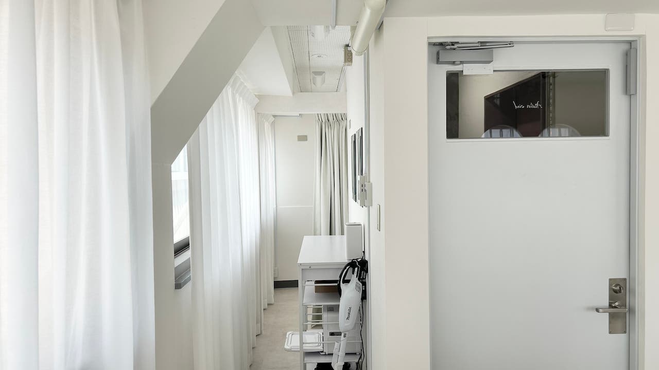 浅草橋駅から徒歩2分◎エステベッド4台完備、美容講習や施術に対応した多目的スペースの写真15