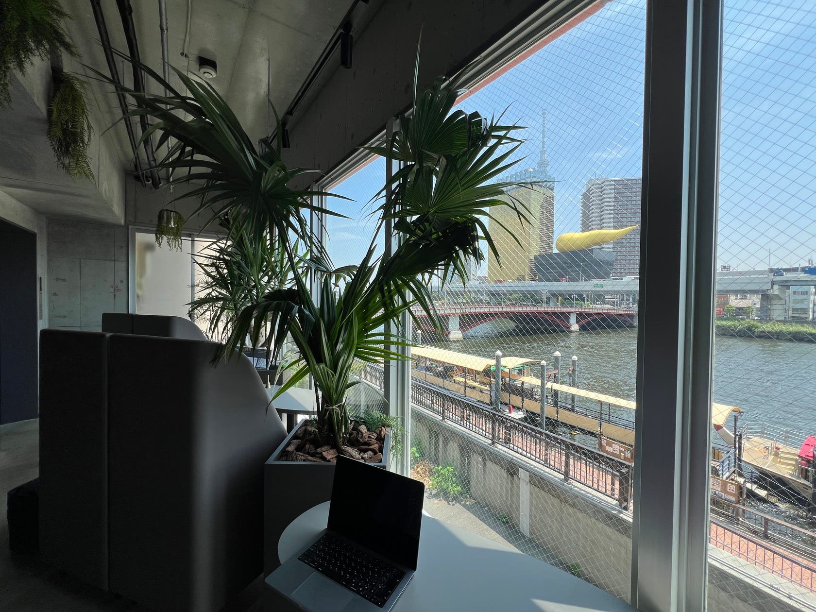 銀座線浅草駅から徒歩30秒のシェアオフィスの写真2