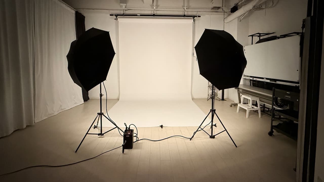 【WB】バックペーパー・ストロボ貸出あり！メイクルーム完備✨クロマキー撮影、イベント、宣材写真、Web配信、撮影以外の用途OK！の写真11