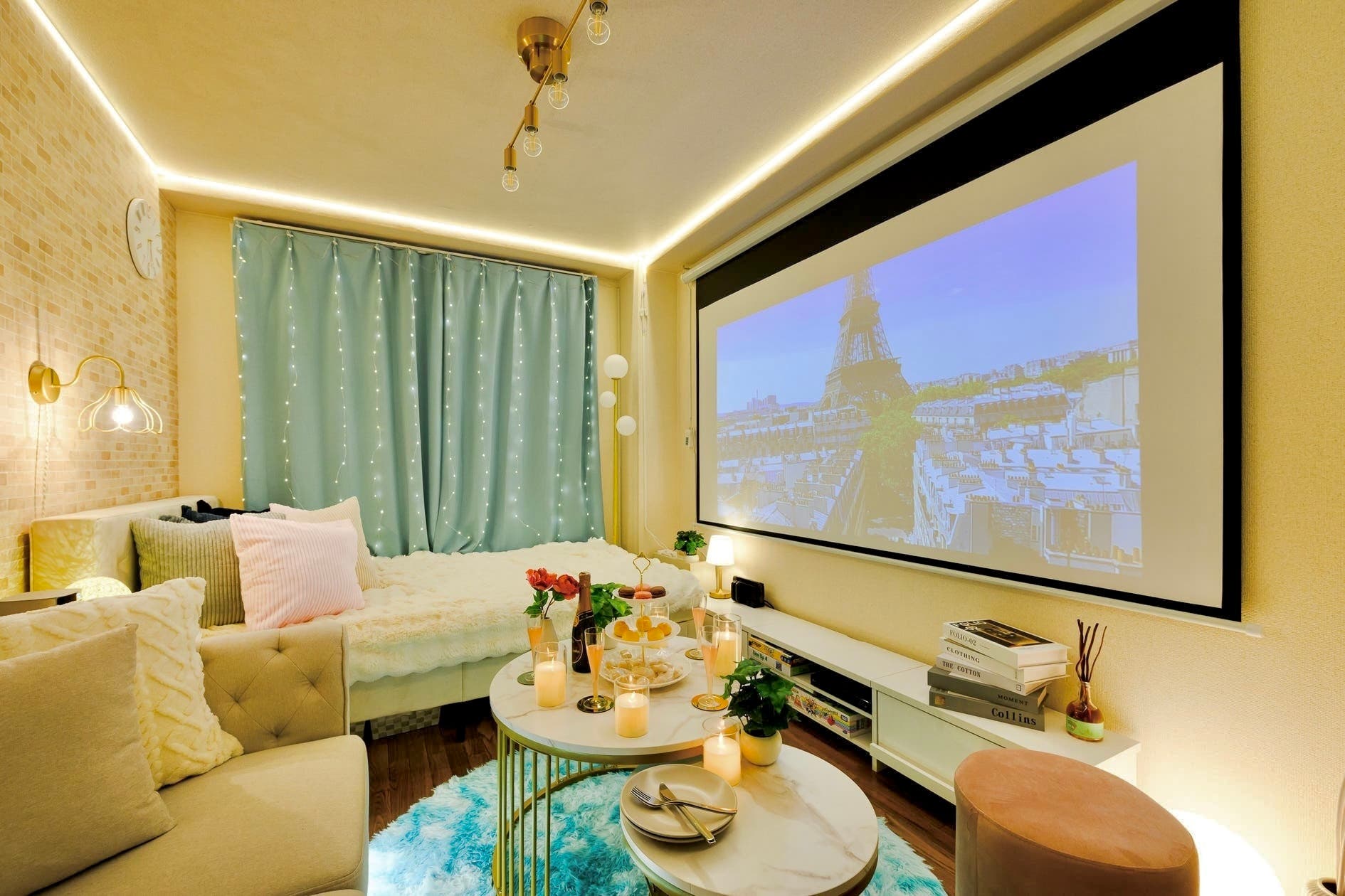 🎄大人のクリスマス🤍未成年🆗大迫力100㌅鑑賞会／Switch🎥💫どこから撮ってもインスタ映え💖ふかふかマットレスの写真3