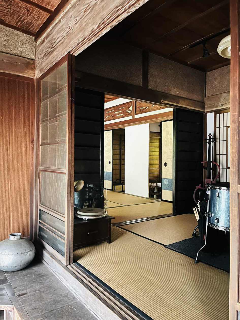 古民家フォトスタジオ｜白壁｜自然光やライティング撮影、会議、イベントなどにも｜profotoなど貸出機材有りの写真16