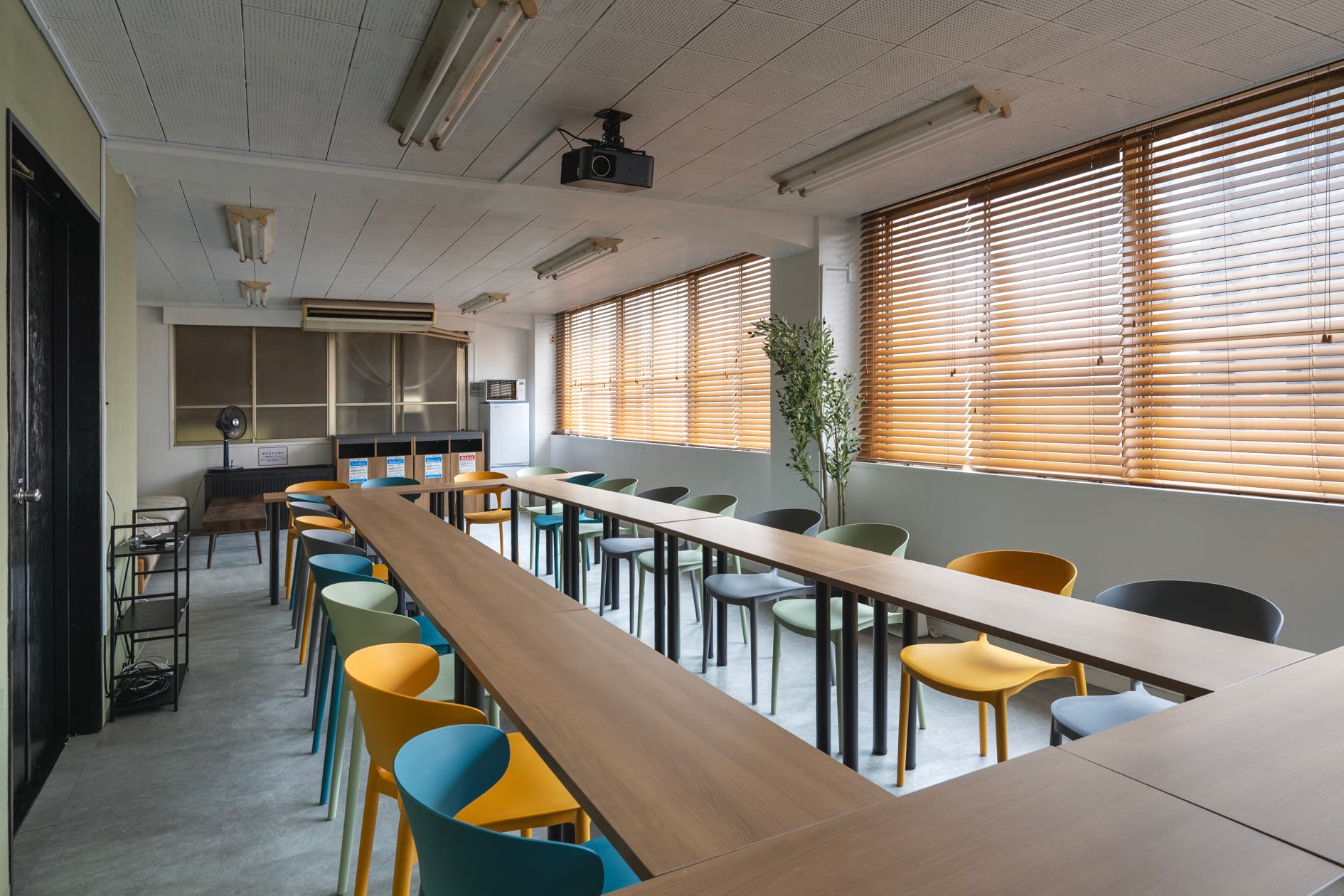 スペモ🧑🏻‍💻激安会議室‼️神田駅5分❗️会議💻ミーティング👩‍💻イベント✨勉強会💎730_SpemoWork神田・大手町の写真2