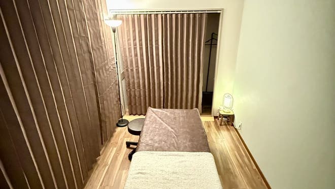 【川口駅3分】Total Beauty Share Salon YOU|昇降ベッド/UVLEDライト/タオルウォーマーなどありの写真2