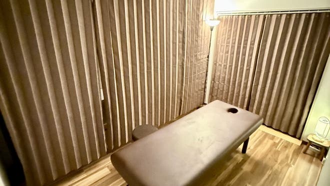 【川口駅3分】Total Beauty Share Salon YOU|昇降ベッド/UVLEDライト/タオルウォーマーなどありの写真4