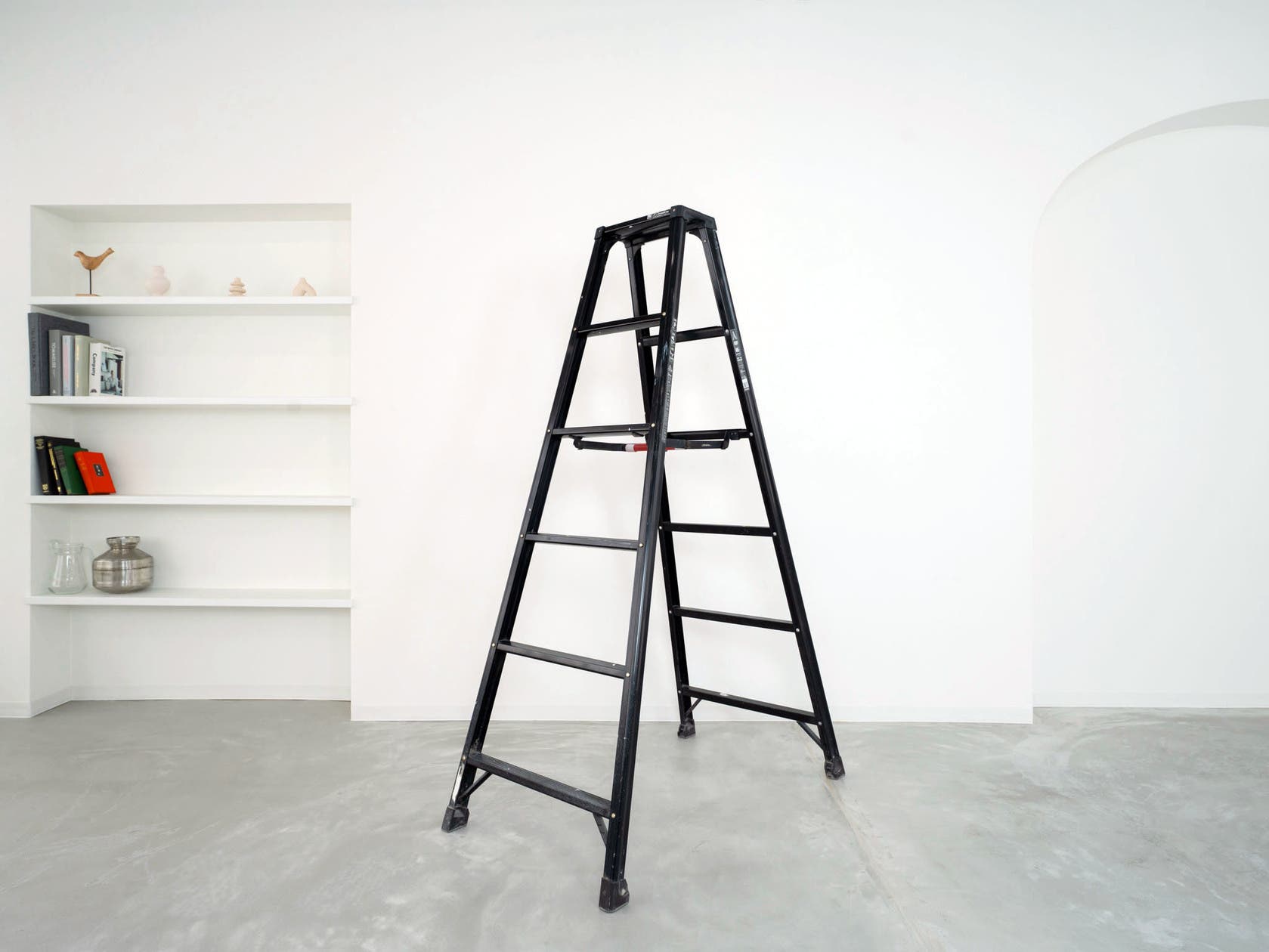 【 NEW OPEN 】撮影機材無料・自然光・コンクリ床・白壁・アーチ・埋込本棚【 アパレル｜撮影｜POP UP 】大須観音7分の写真19