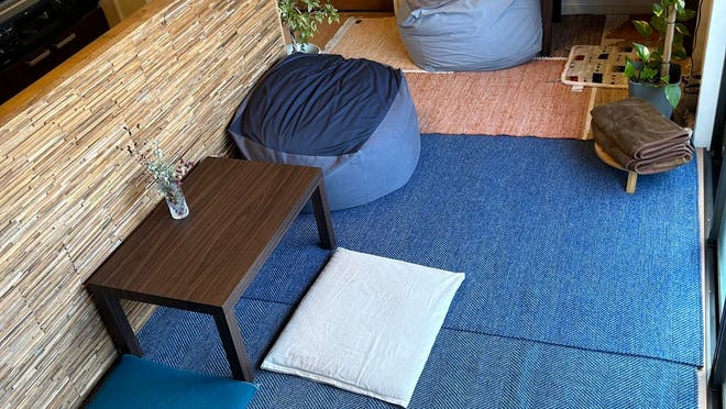 北鎌倉のおしゃれなカフェお家の様なスペースの写真2