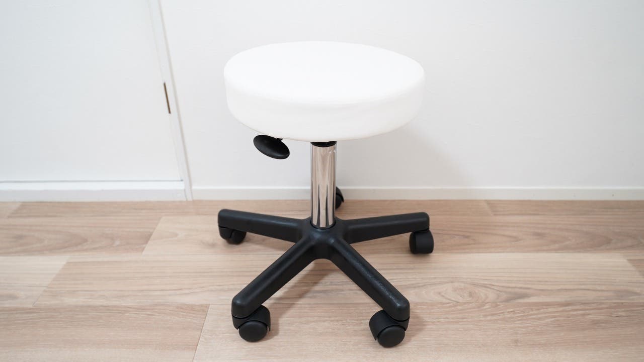 【🎊オープン記念価格】八王子駅5分｜完全個室レンタルサロン🌿白×木目の温もりある上質空間✨無料備品も多数ご用意◎の写真19