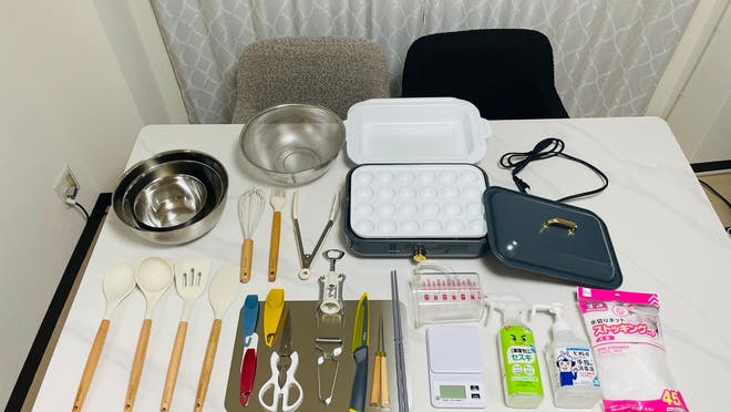 小倉駅から徒歩5分✨少人数貸し会議室に快適なモノトーン空間|Wi-Fi完備、モニターありの写真13