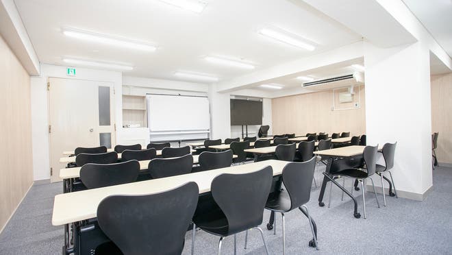 【最大44名可能】神田駅徒歩3分の大型スペースの写真1