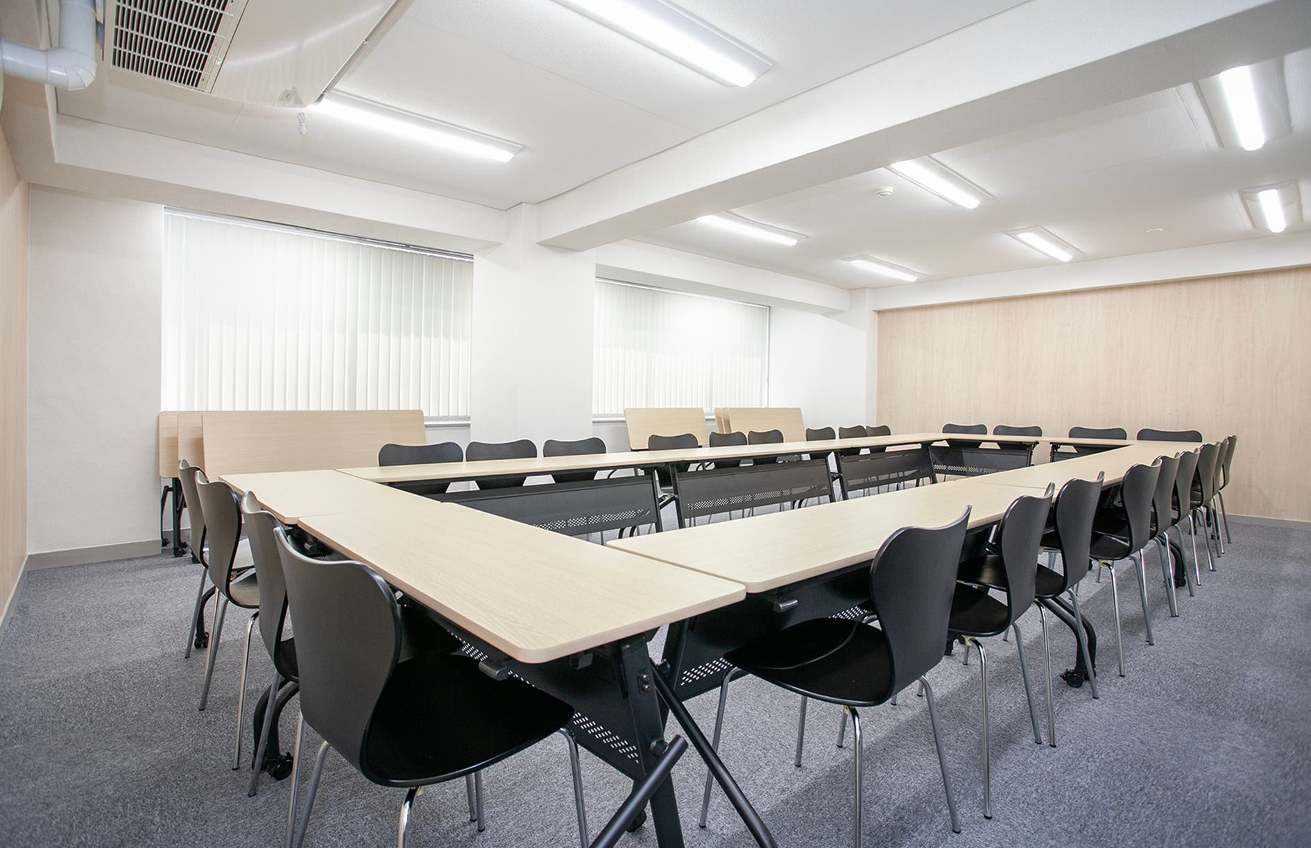 【最大44名可能】神田駅徒歩3分の大型スペースの写真8