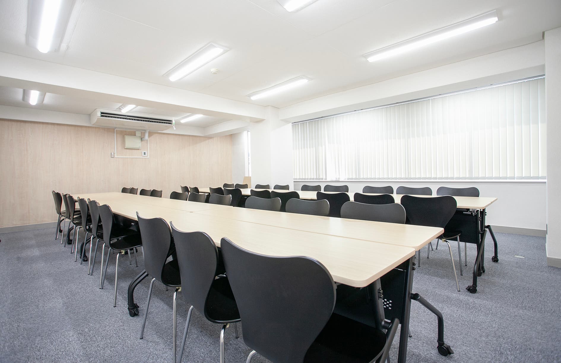 【最大44名可能】神田駅徒歩3分の大型スペースの写真9