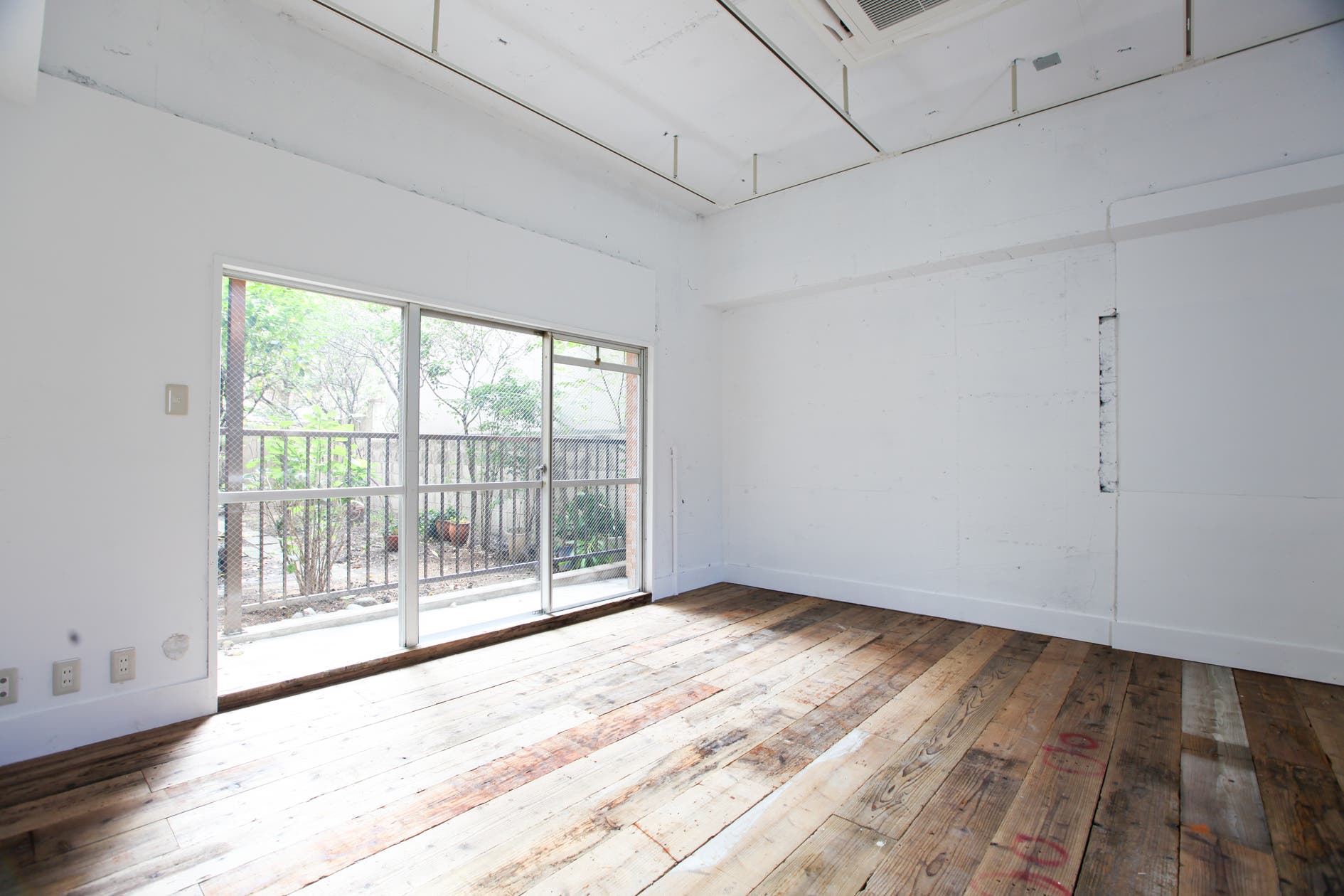 恵比寿駅東口から徒歩5分のレンタルスペースの写真1