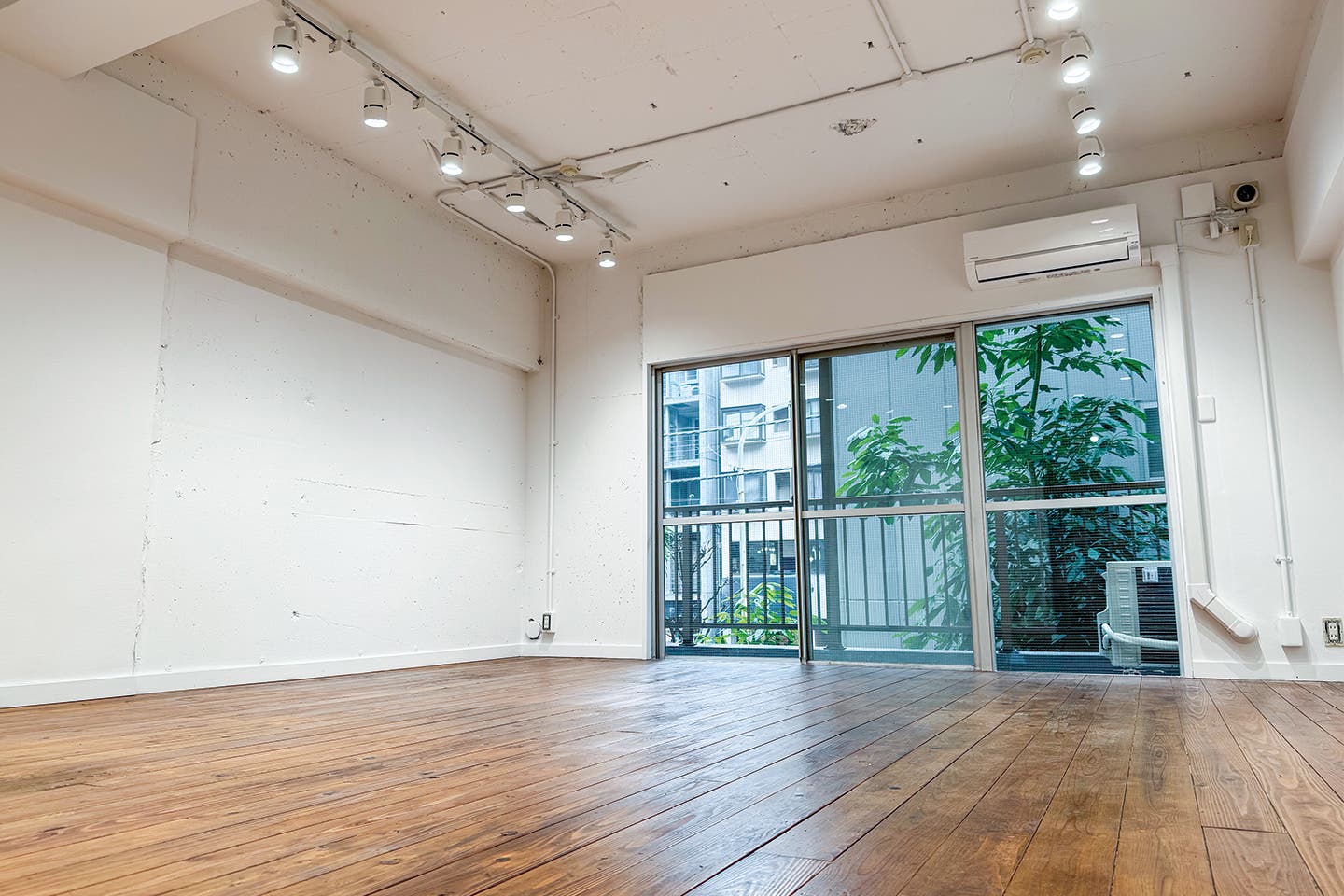 恵比寿駅東口から徒歩5分のレンタルスペースの写真1