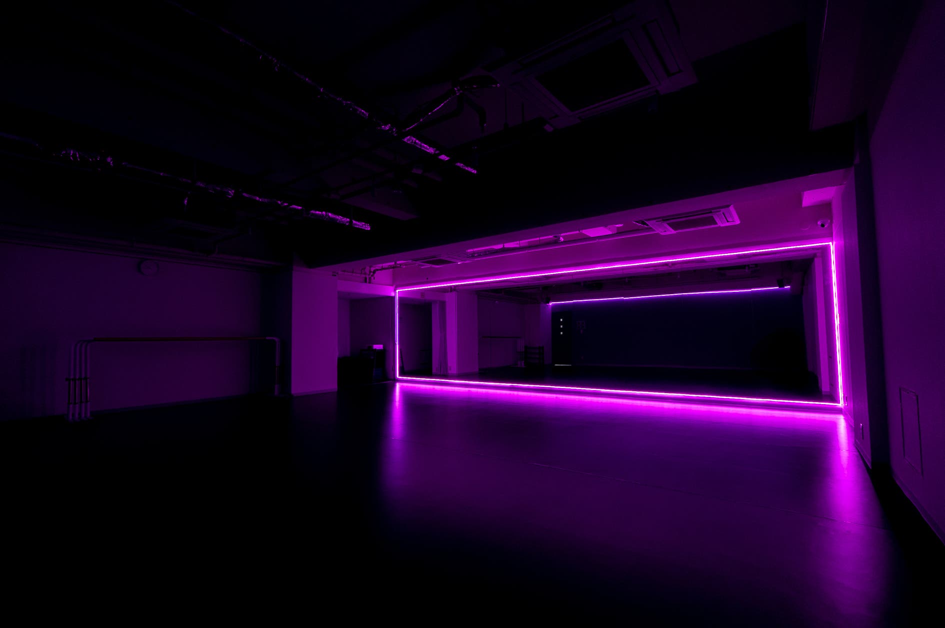 🌟NEW OPEN🌟【Aスタジオ】広々ダンス、バレエ、ヨガ等気軽に使える、可愛いスタジオ！（バレエバー設置）1日1回清掃！の写真2