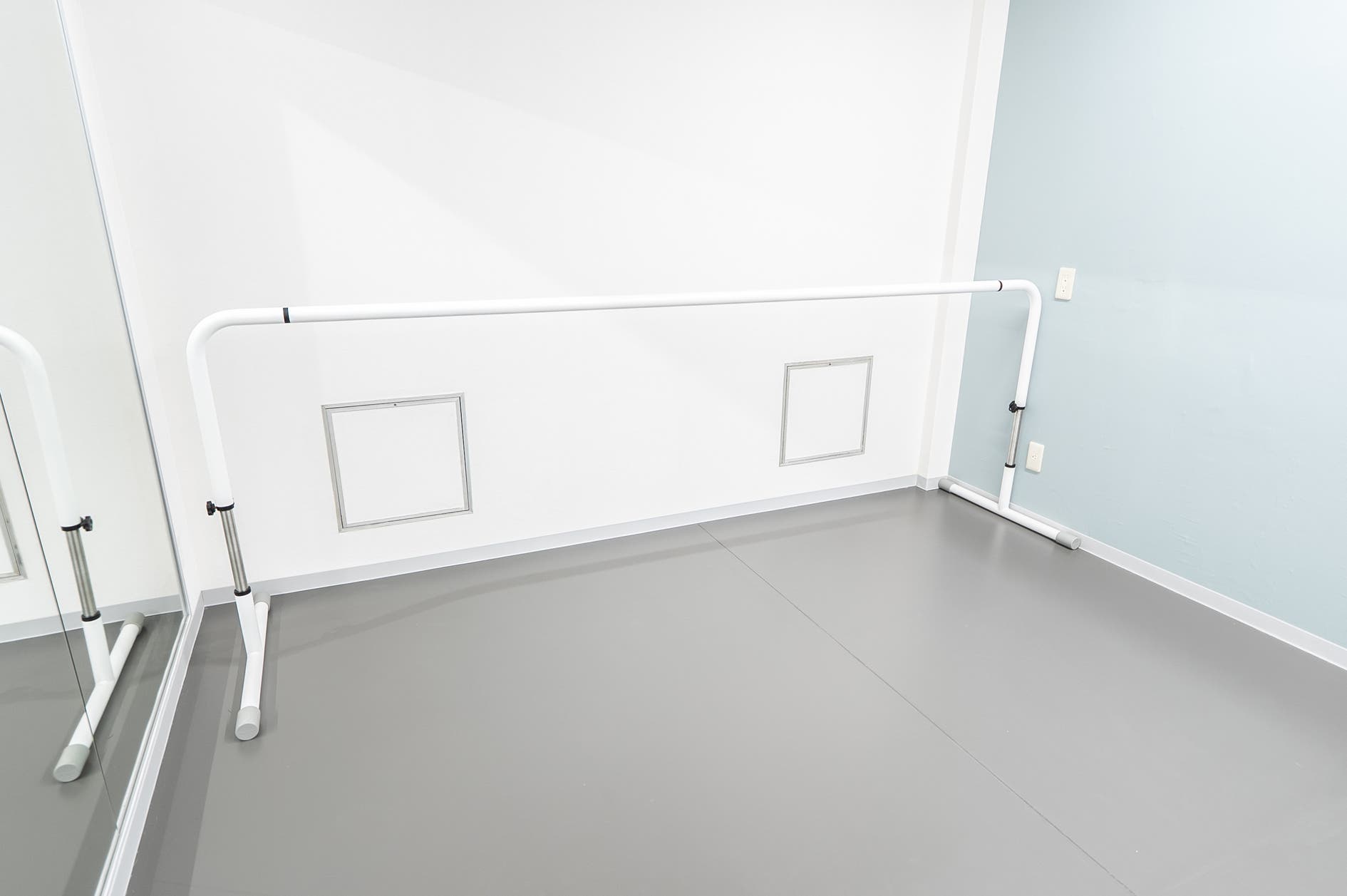 🌟NEW OPEN🌟【Bスタジオ】少人数ダンス、バレエ、ヨガ等気軽に使える可愛いスタジオ！（バレエバー設置）1日1回清掃！の写真4