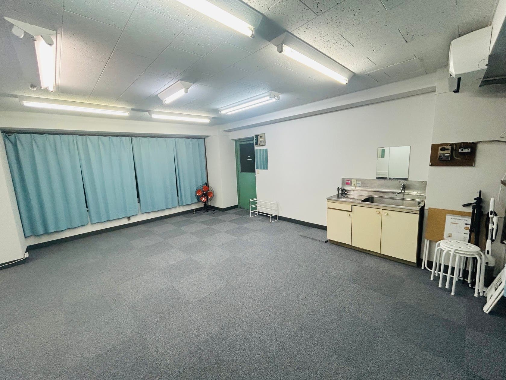 32㎡【池袋駅/北池袋駅】 ダンス/演劇/歌【特大鏡: 幅 約4.5m x 高さ2m】、レンタルスタジオSunny池袋4号店の写真6