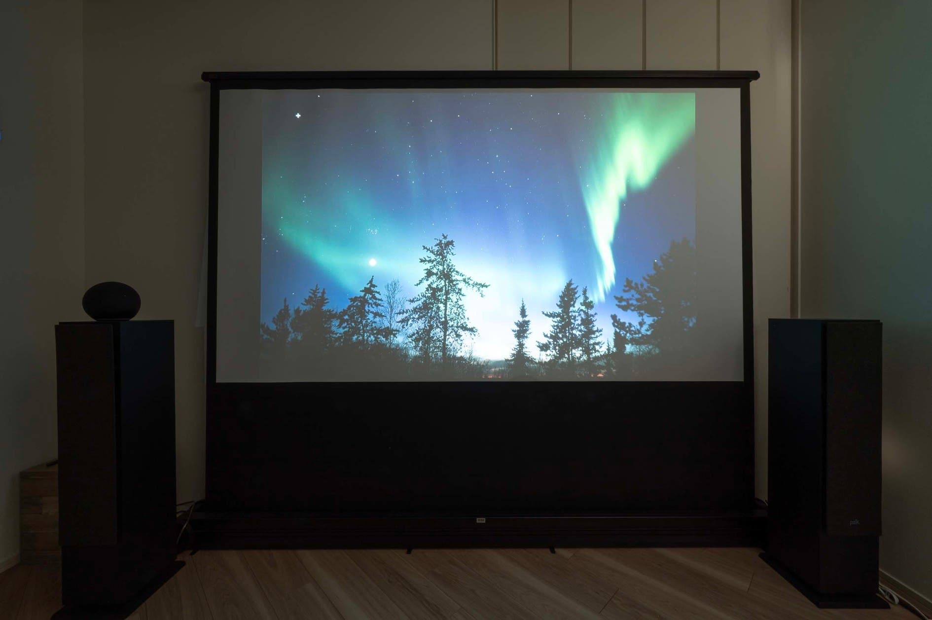 【大画面で映画・ライブ鑑賞】横浜駅7分🚃最高画質ﾌﾙHDﾌﾟﾛｼﾞｪｸﾀｰ・超特大100ｲﾝﾁｽｸﾘｰﾝ・最高音質で映画鑑賞の写真15