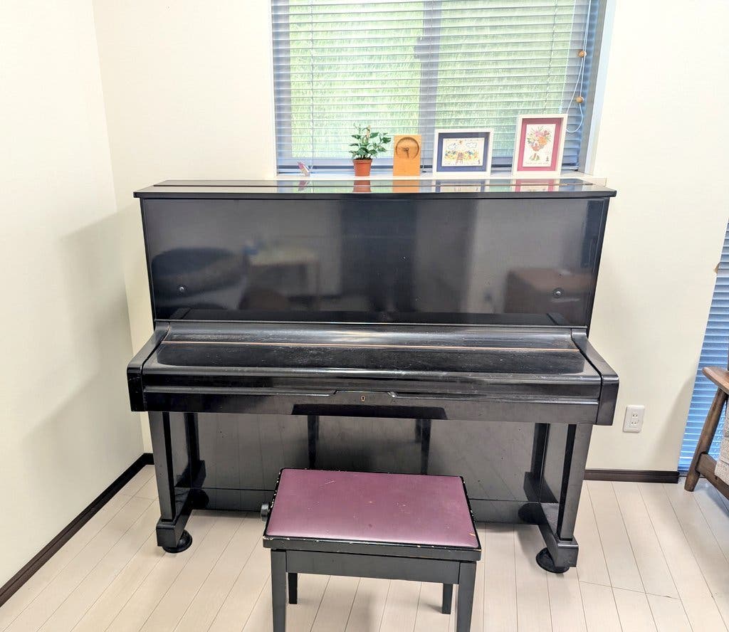 伊豆長岡駅から徒歩6分ホームパーティーや趣味、仕事、勉強、楽器練習などにも活用できる戸建2階建てフリースペースの写真8