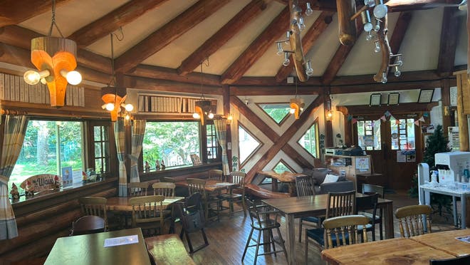 秘密基地みたいな、どんぐりの森のログハウスへようこそ☆の写真3