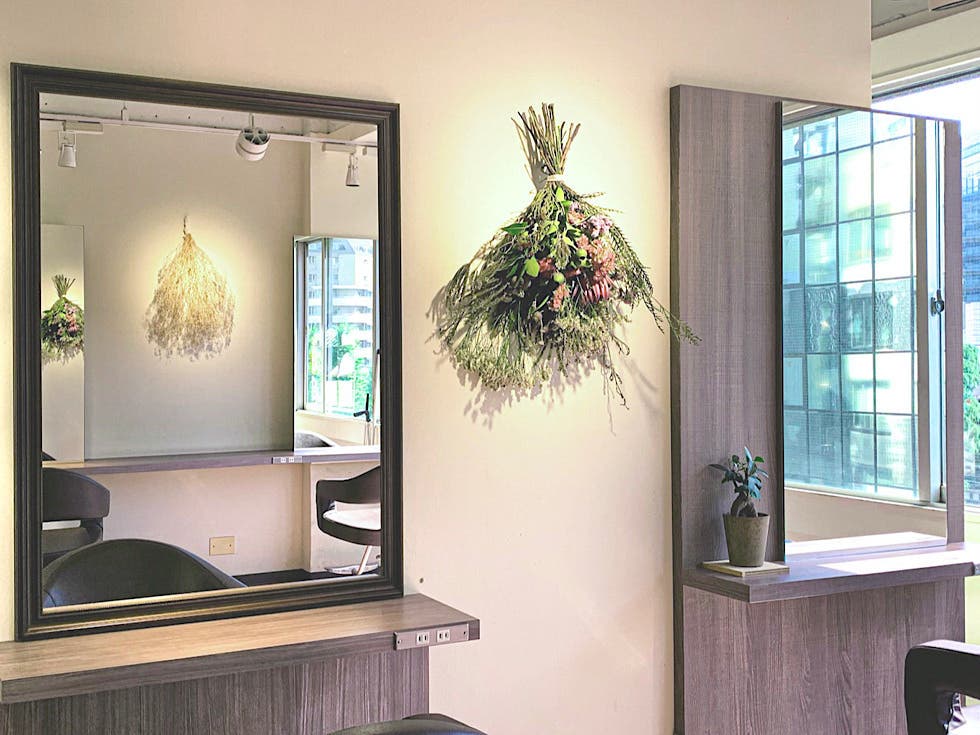 【9月利用のサロン見学・下見受付中！】美容師として「サロンワークを続けたい」を、渋谷で気軽に！薬剤付きのシェアサロンです。の写真3