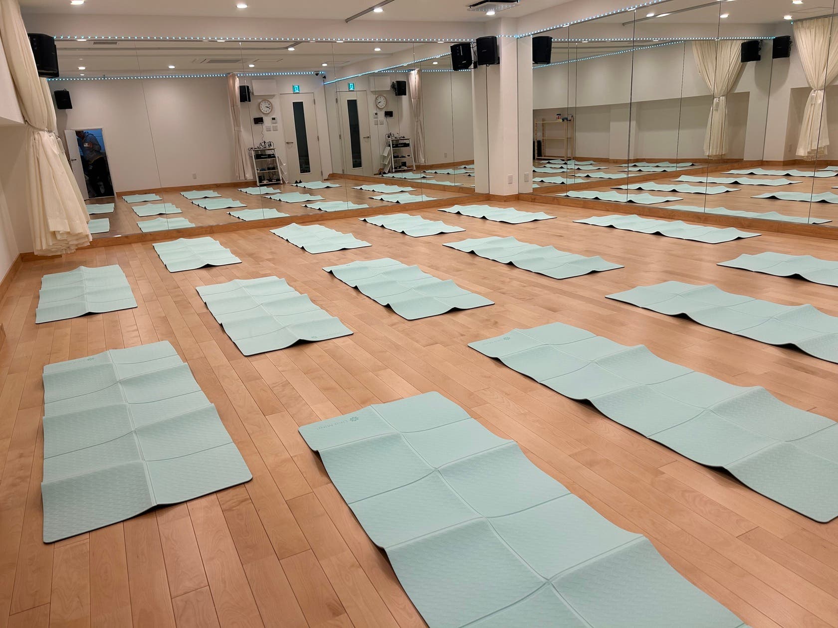 黄金町駅徒歩３分、地下スタジオ、約50㎡、ダンス、ジャンプ、合唱可能の写真6