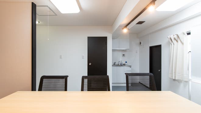 御茶ノ水徒歩4分・末広町徒歩7分|最大6名|ビジネス、パーティー、ボードゲームや女子会、休憩の利用に最適!の写真5