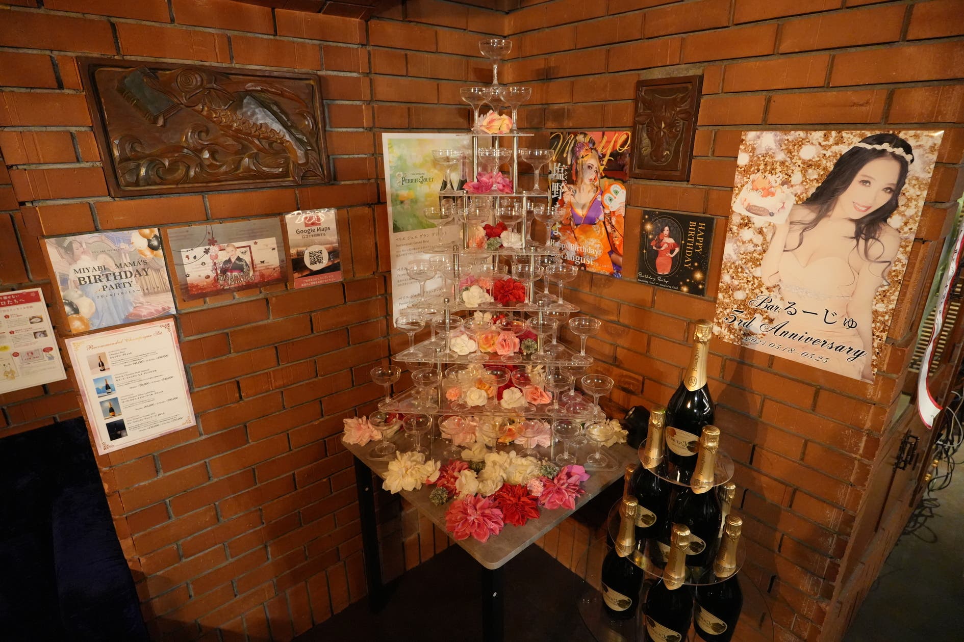 【新宿歌舞伎町】東新宿駅徒歩6分のお洒落スナックバーの写真5