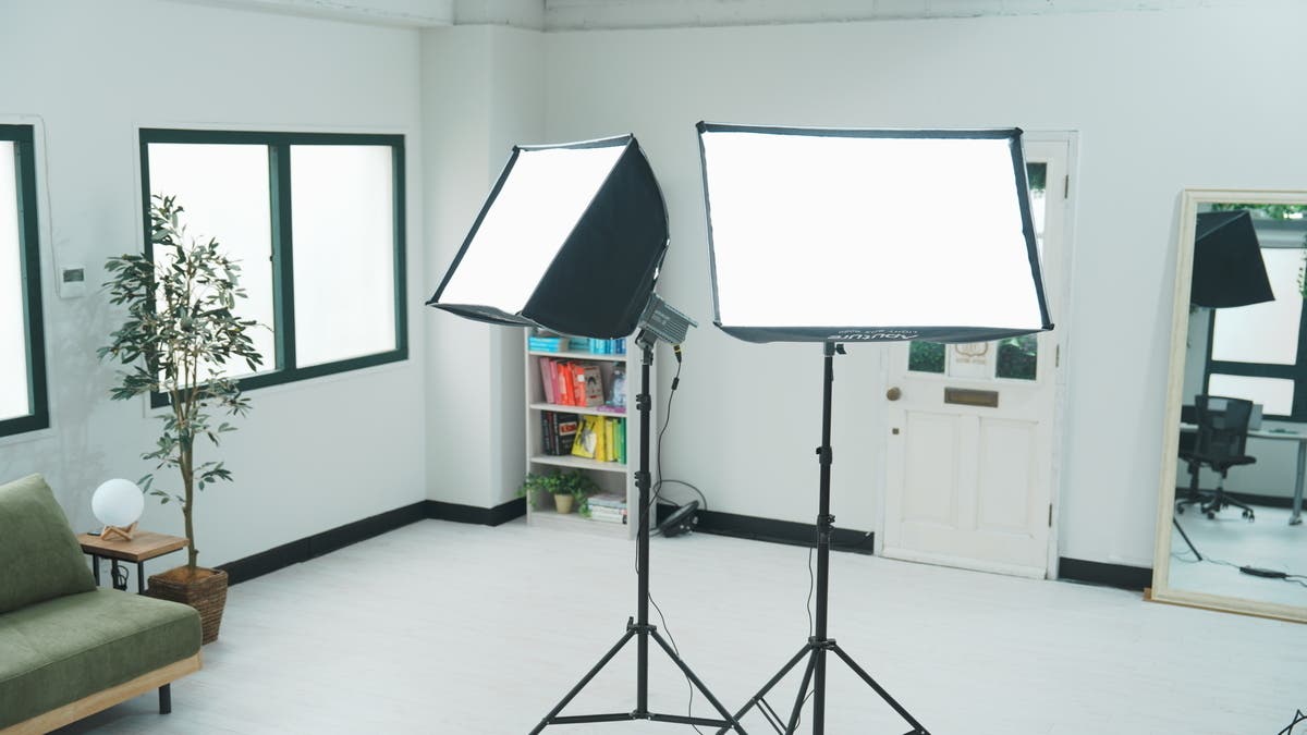 鶯谷駅から徒歩8分！自然光たっぷりの撮影スタジオ📸セミナーやイベント利用も◎の写真10