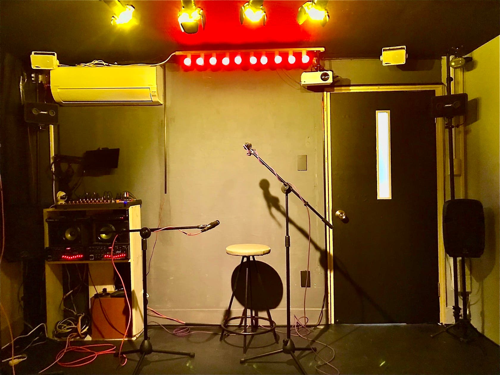 【StudioColors】フォトスタジオ　浅草橋駅より徒歩３分！屋上利用可能！の写真11