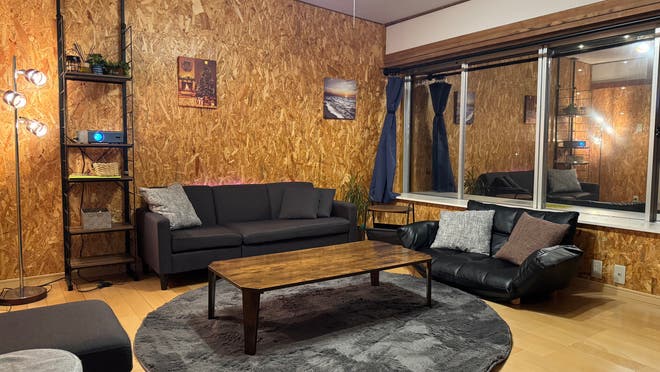 駅2分🎬100インチ上映×くつろぎ空間|女子会・映画・推し活・たこパに最適!_スペースEの写真1