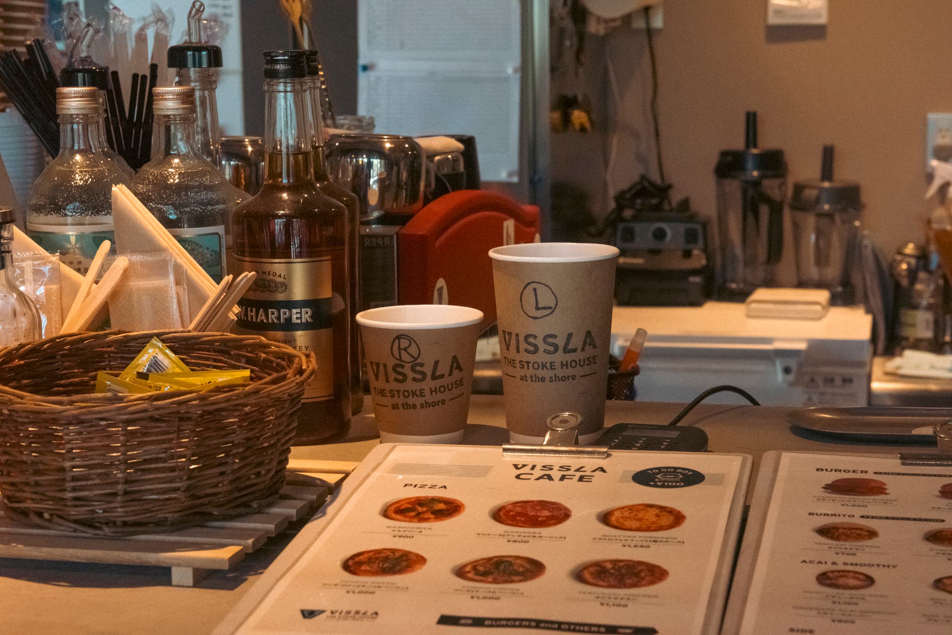 海すぐそばの倉庫をリノベーションしたアパレルカフェスペース。の写真14