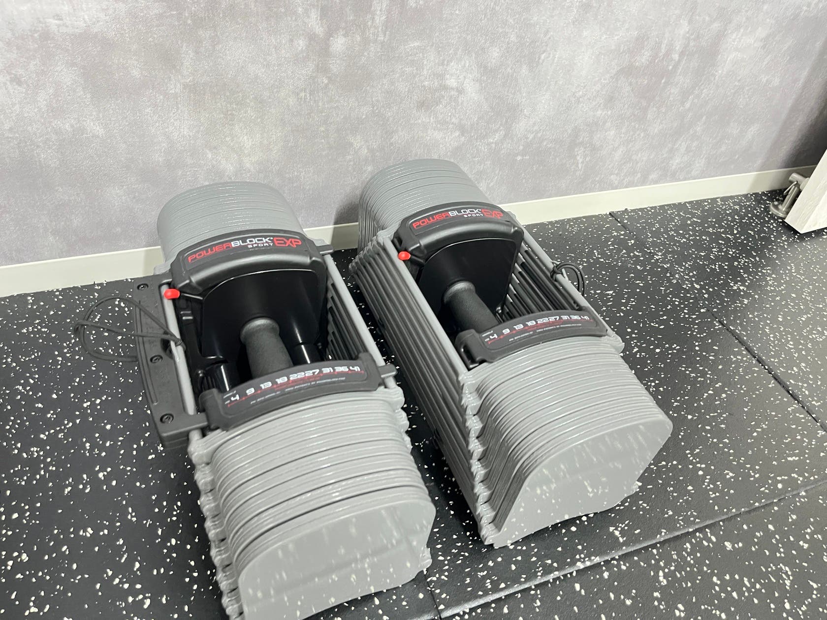 【錦糸町徒歩7分】大型鏡とマルチラック！使いやすさにこだわったレンタルジム　ルームB（正面の部屋）の写真5