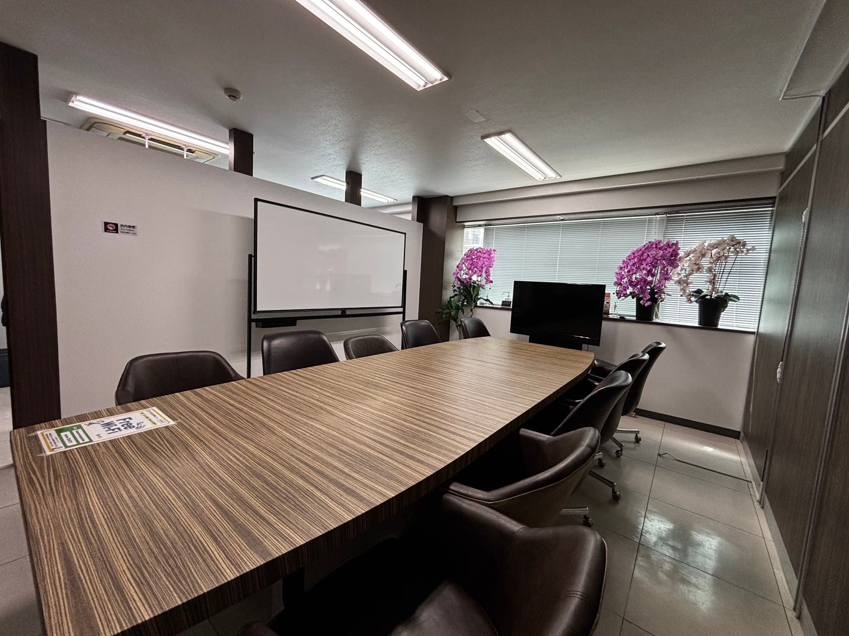 仙台駅徒歩8分　2階応接室(個室10名)の写真1