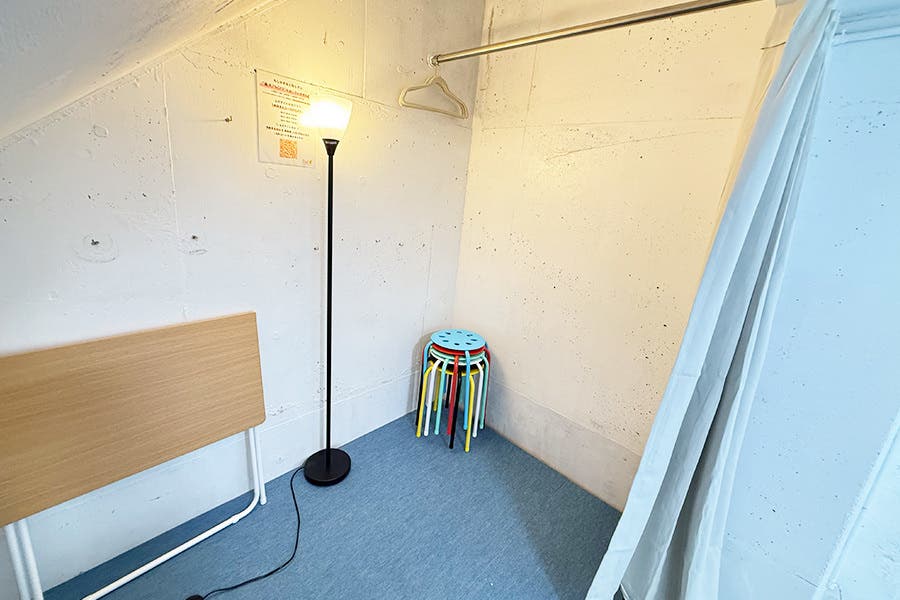 【丸太町駅5分🚶】白壁×大型鏡8枚の本格ダンススタジオ｜最大16名までOK！54㎡・個室空間🏠ダンス・ヨガ・撮影に最適✨の写真25