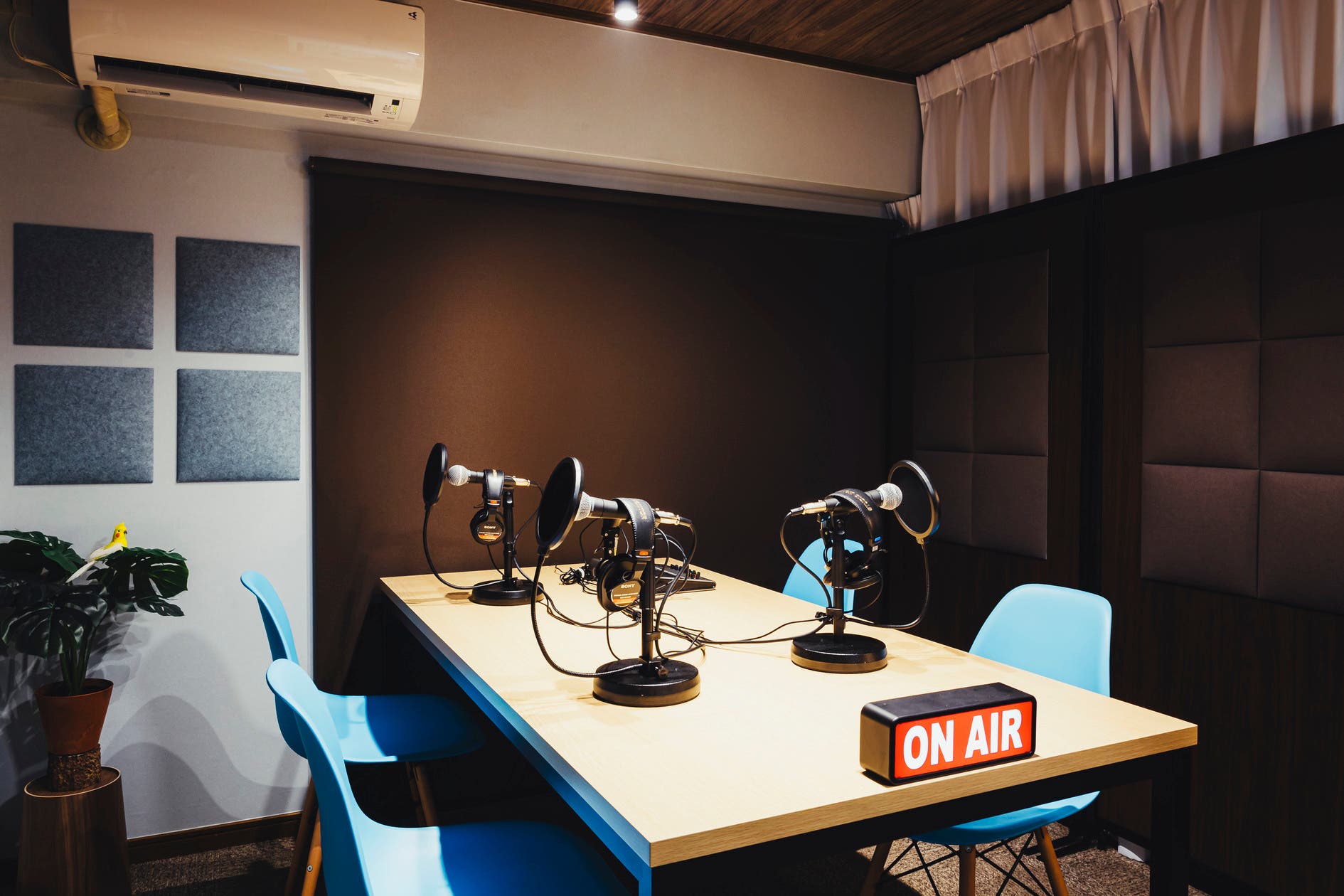 ラジオ番組・ポッドキャスト・YouTube撮影に最適！港区白金の防音スタジオの写真3
