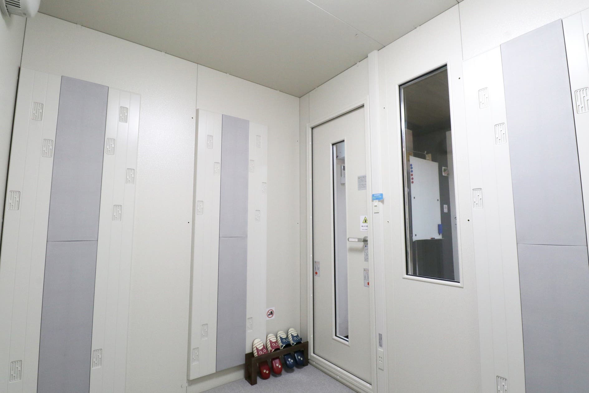 【浦和駅徒歩4分の防音室♪】防音TV会議・レッスン・音録りスタジオに♪浦わ防音部屋。の写真5