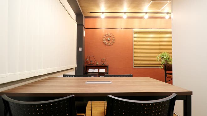 【浦和駅徒歩4分の防音室♪】防音TV会議・レッスン・音録りスタジオに♪浦わ防音部屋。の写真9